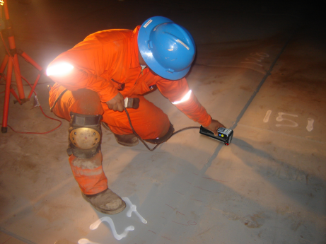Safeguarding Storage Tanks by Scanning Welds with ACFM®