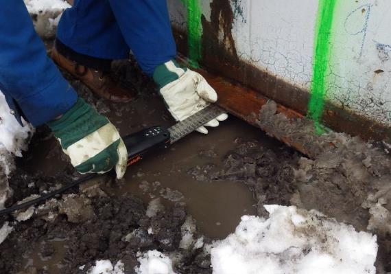 Inspecting Aboveground Storage Tanks from Top to Bottom